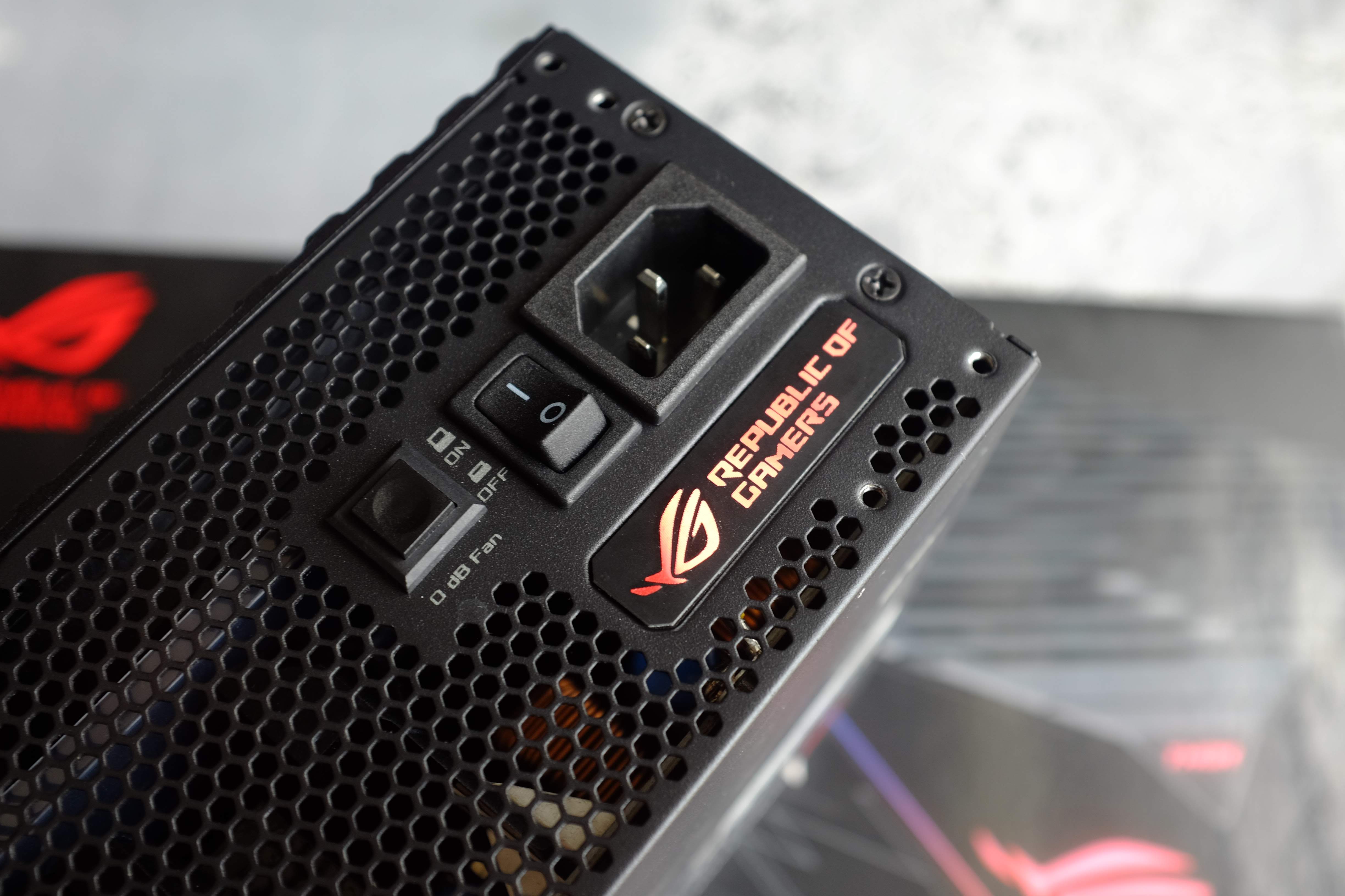 ROG Thor 850W Platinum - Sức mạnh của thần sấm