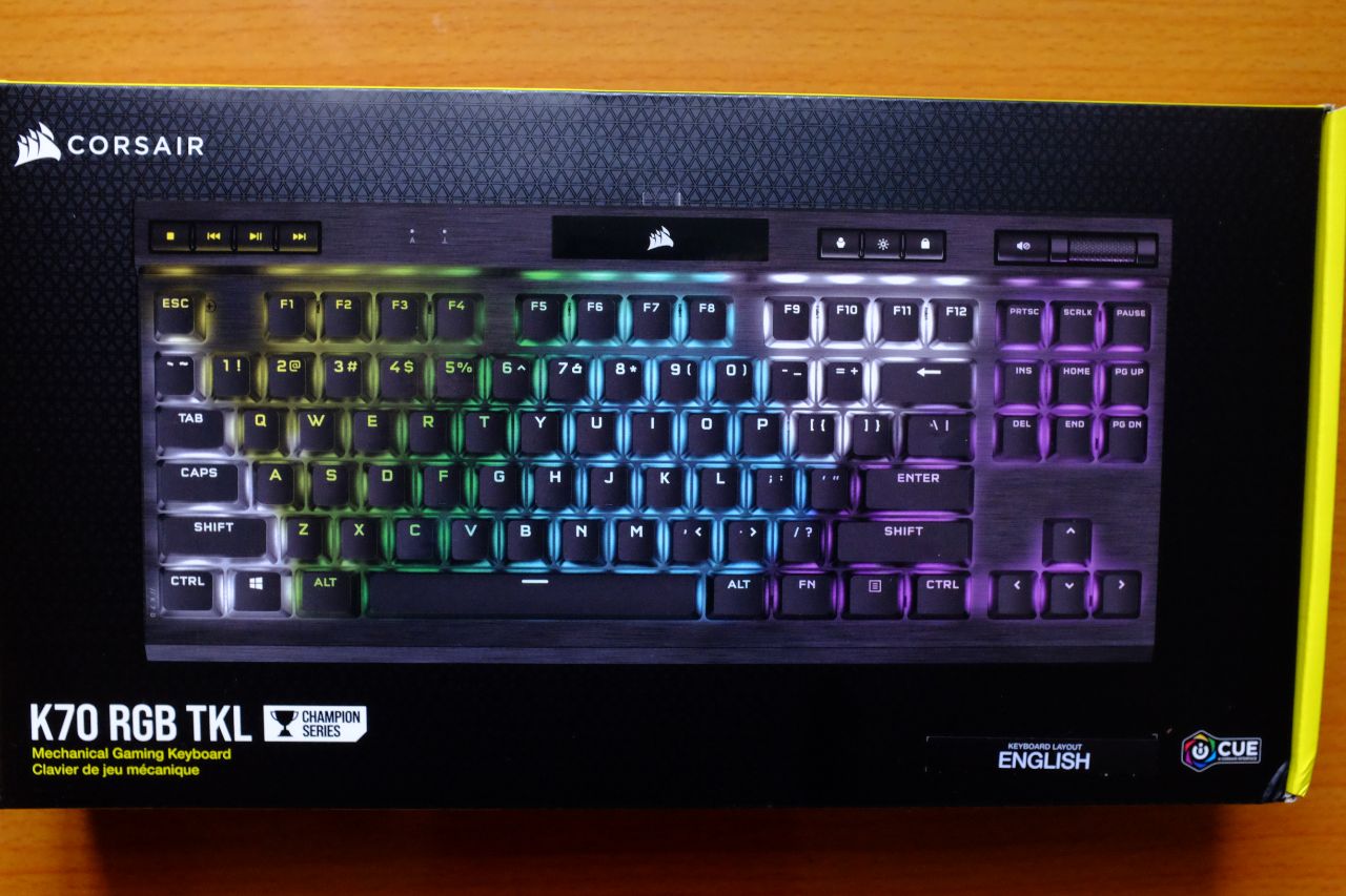 Corsair K70 RGB TKL Red Switch - Đánh Giá Nhanh