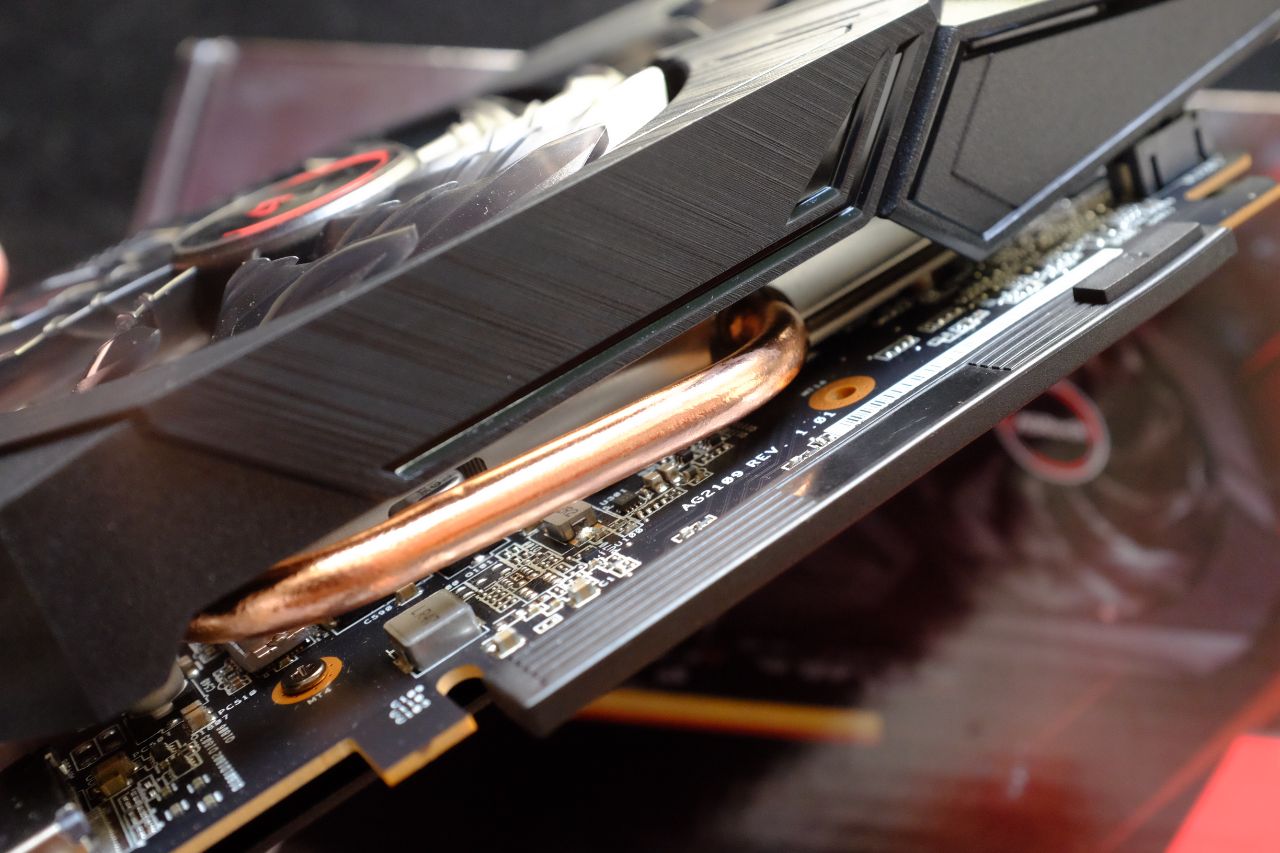 AMD RX 6500 XT ASRock Phantom - Đánh Giá Gaming Gear