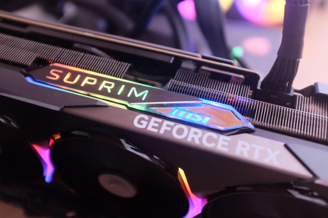 MSI RTX 4080 SUPRIM X - Đánh Giá Gaming Gear