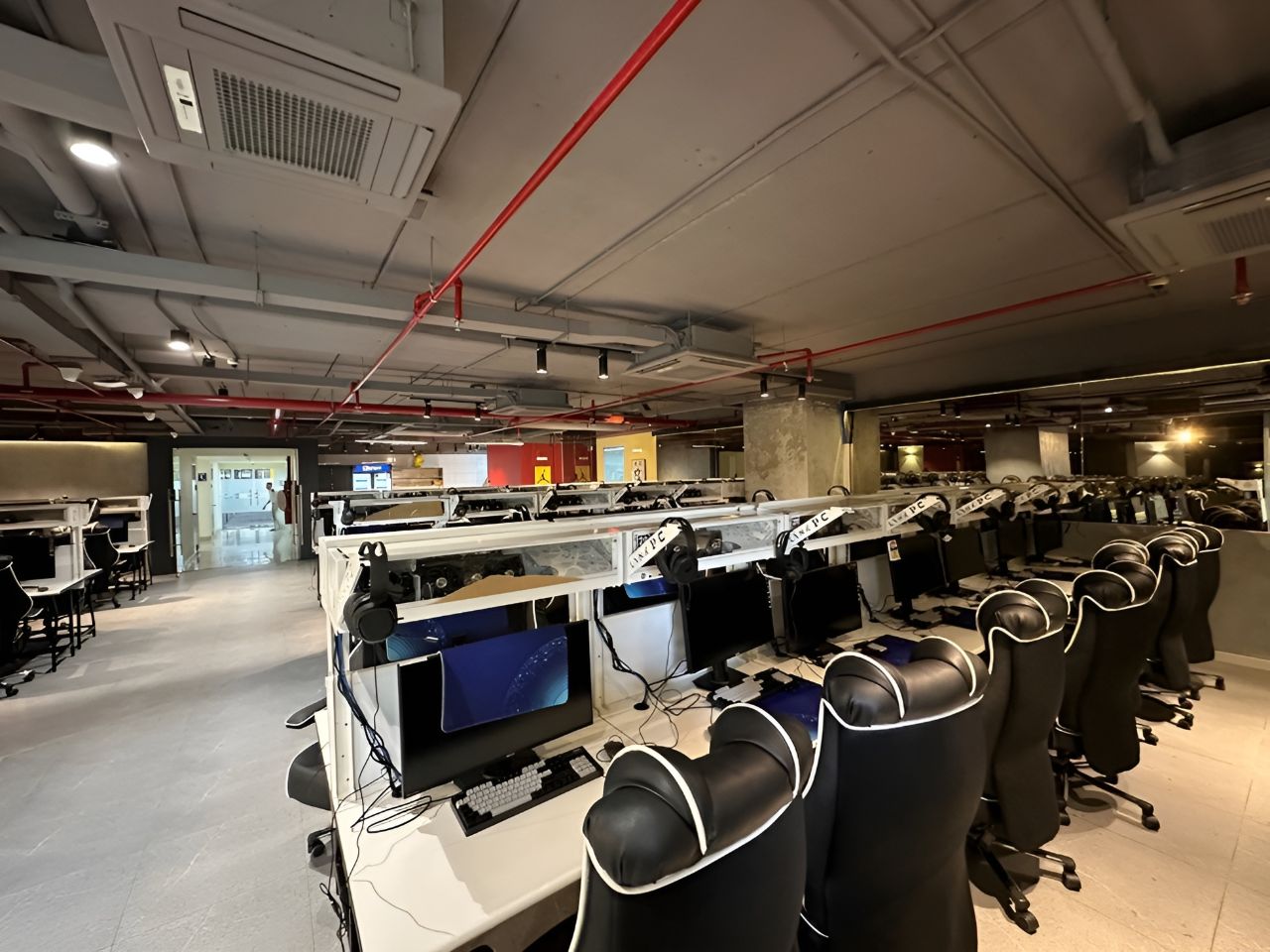 Cyber LINK PC hợp tác với ASUS khai trương phòng máy thứ 2 tại Hà Nội - Sự kiện