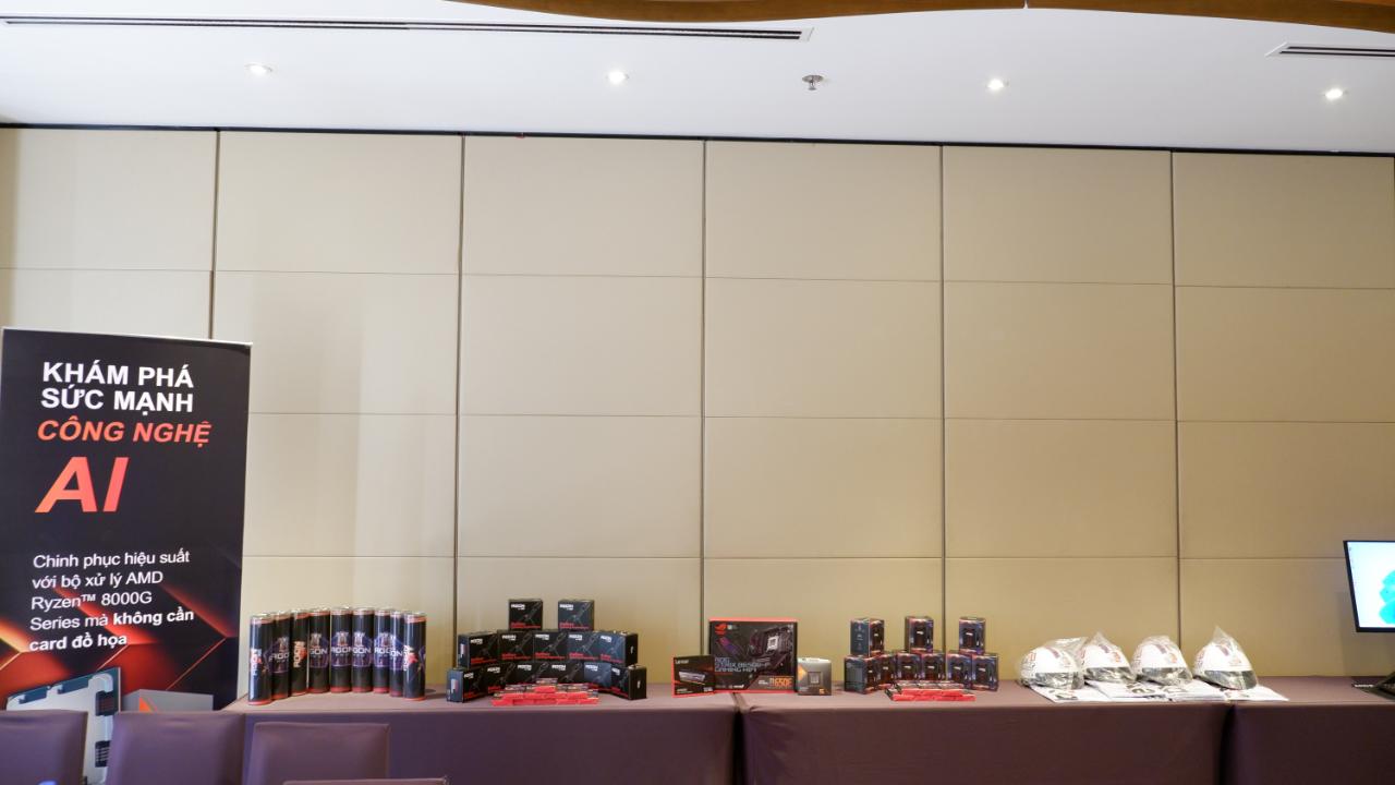 ROSA Computer ra mắt PC AI đầu tiên tại Việt Nam trang bị AMD Ryzen ...